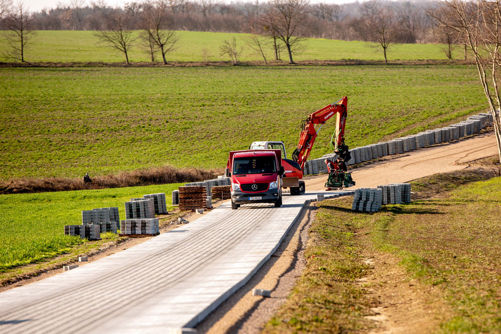Strassenbau | HÖPTNER STRASSEN- UND TIEFBAU GmbH